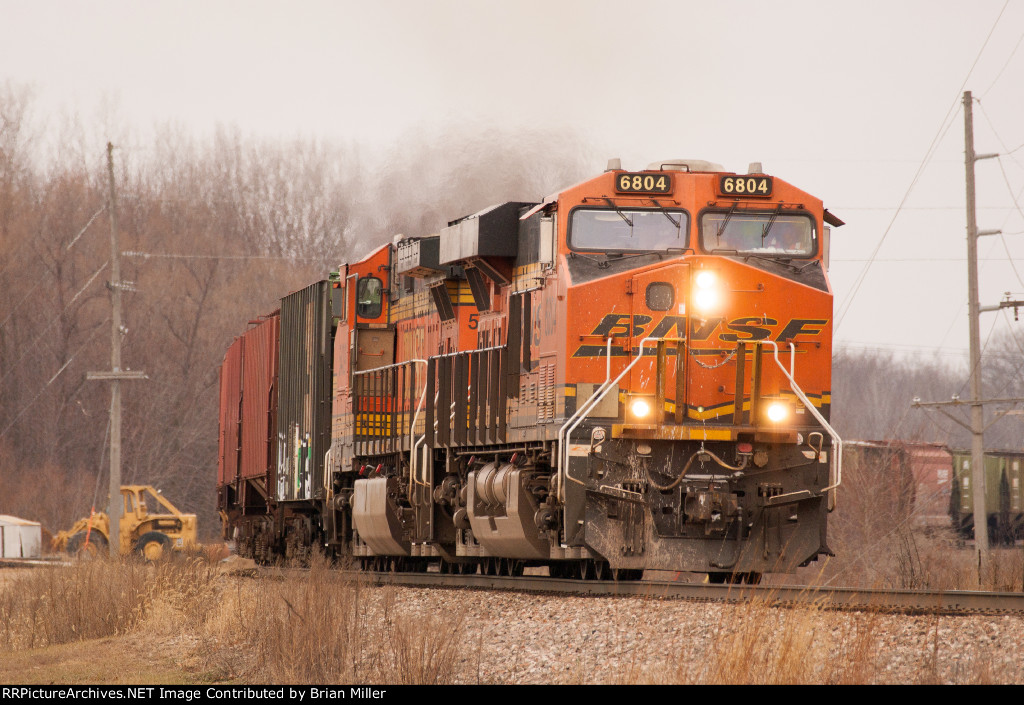 BNSF 6804 East